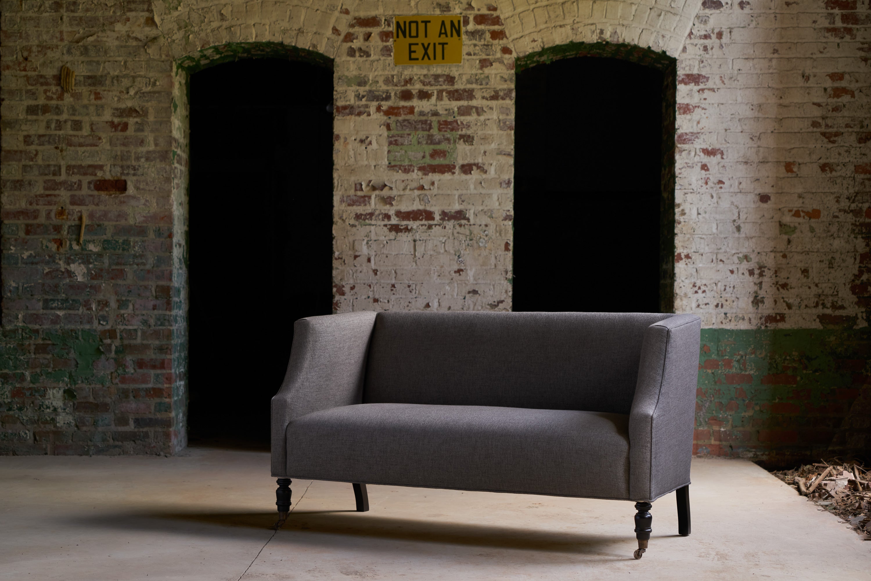 Elliot Loveseat – Cisco Home