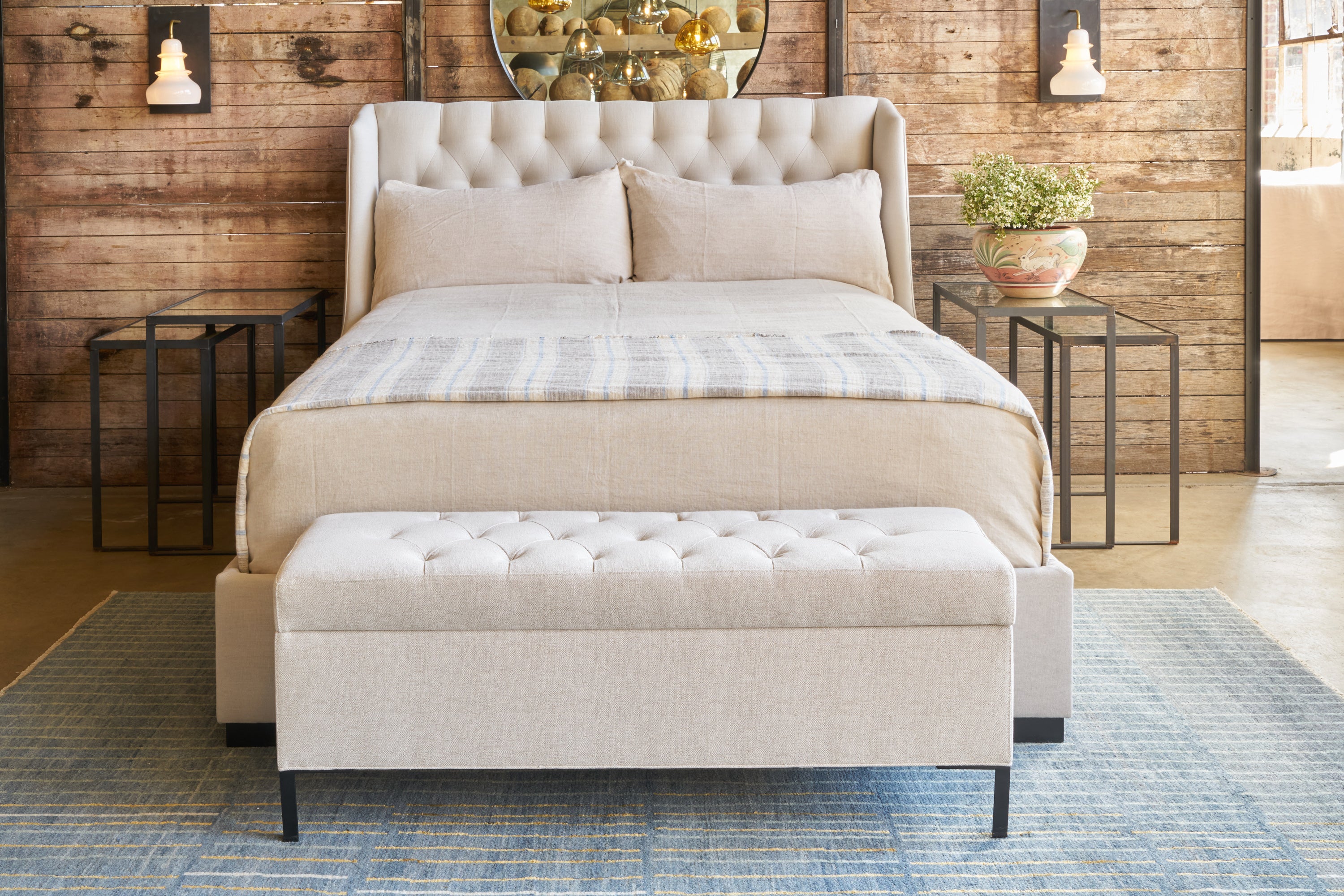 Jaxon Chest – Cisco Home